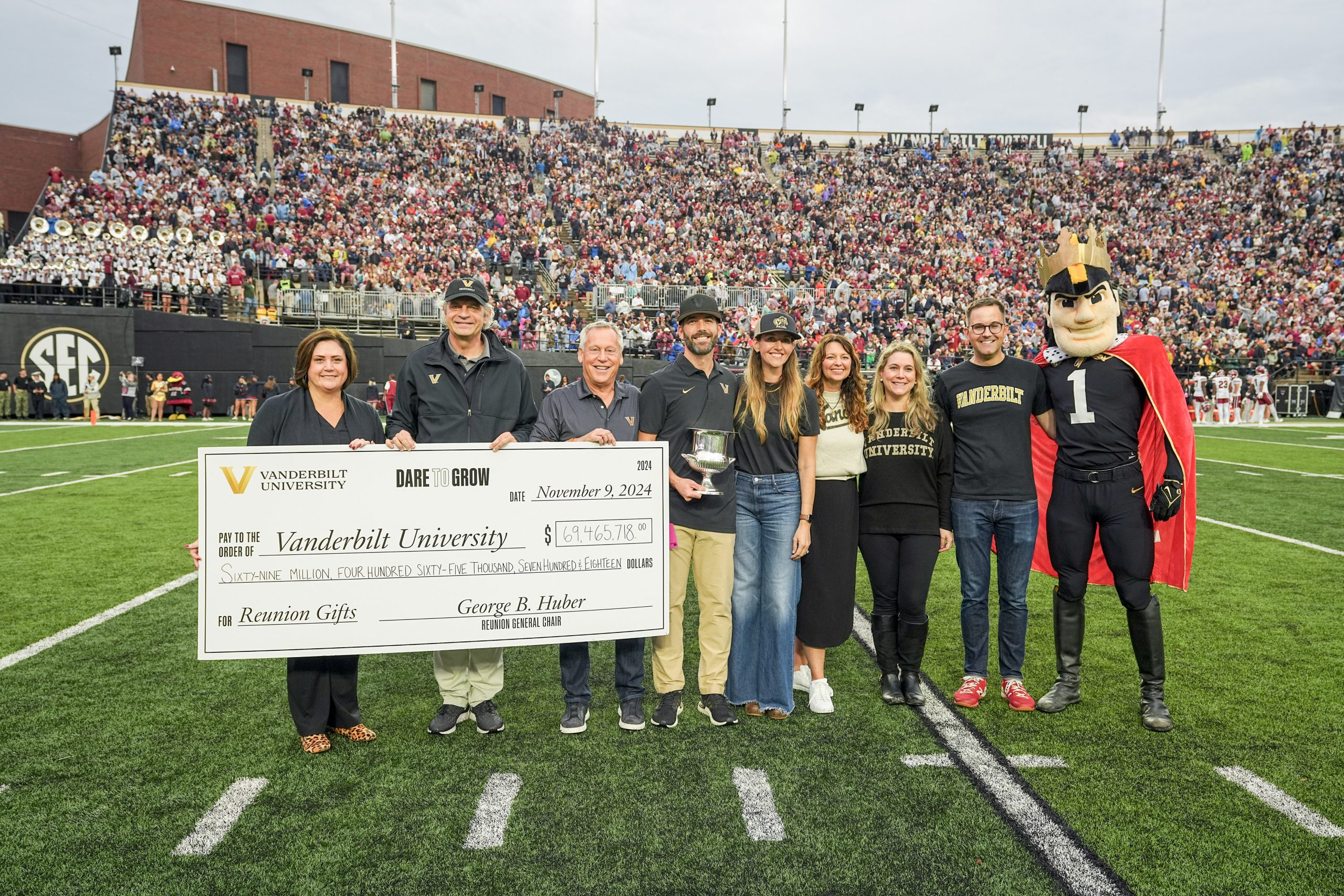 From tailgates to timely talks, Vanderbilt alumni return to campus for ...