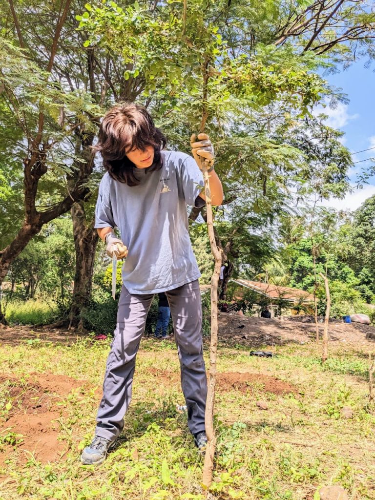 CLASS OF 2025: Maya Mueller finds brilliance reaching beyond her ...